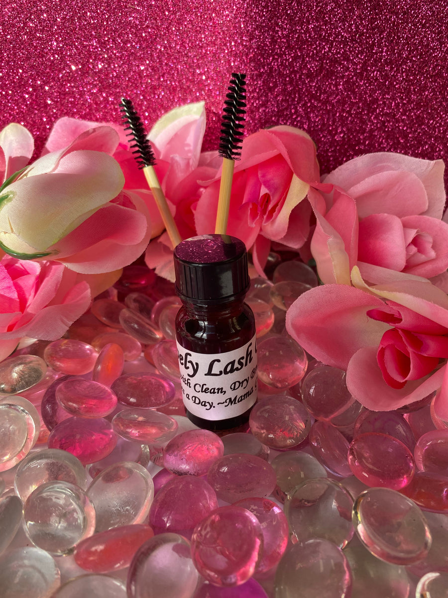 Lovely Lash Oil for Longer and Much Stronger Eyelashes